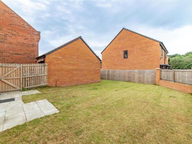 3 bedroom detached house for sale in Lotus Drive, Newcastle Upon Tyne, NE5