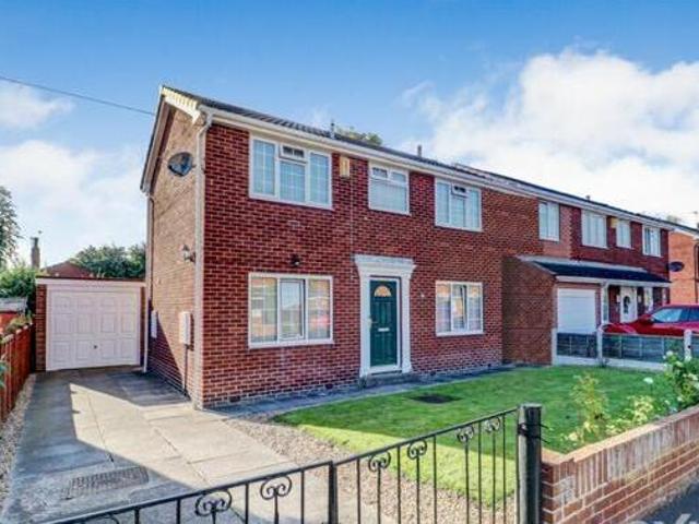 3 Bedroom Detached House For Sale In Low Ackworth