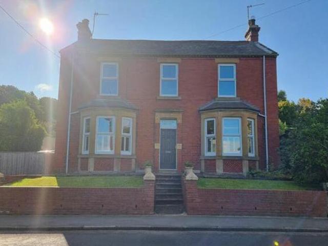 3 Bedroom Detached House For Sale In Low Westwood