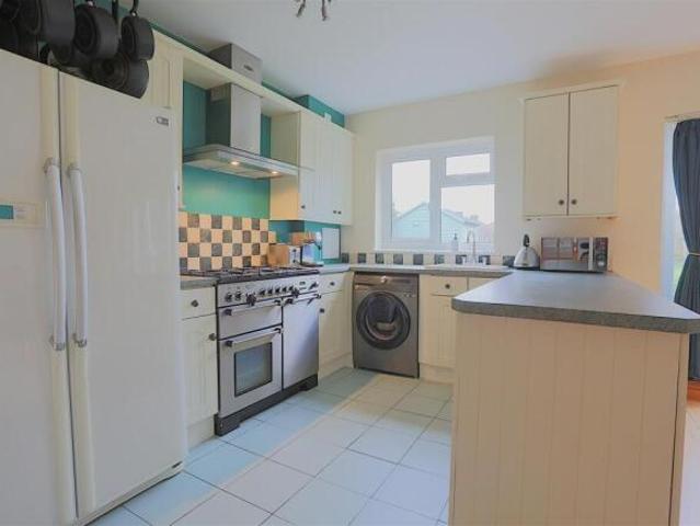 3 bedroom detached house for sale in Lower High Street, Shirehampton, Bristol, BS11