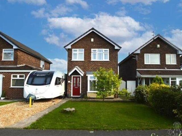 3 Bedroom Detached House For Sale In Lowton