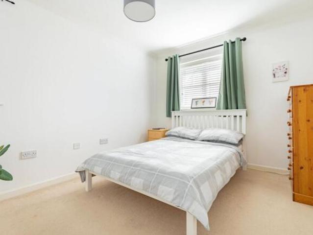 3 bedroom detached house for sale in Lodge Farm Drive, Norwich, NR6