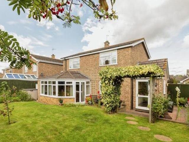 3 Bedroom Detached House For Sale In Long Wittenham