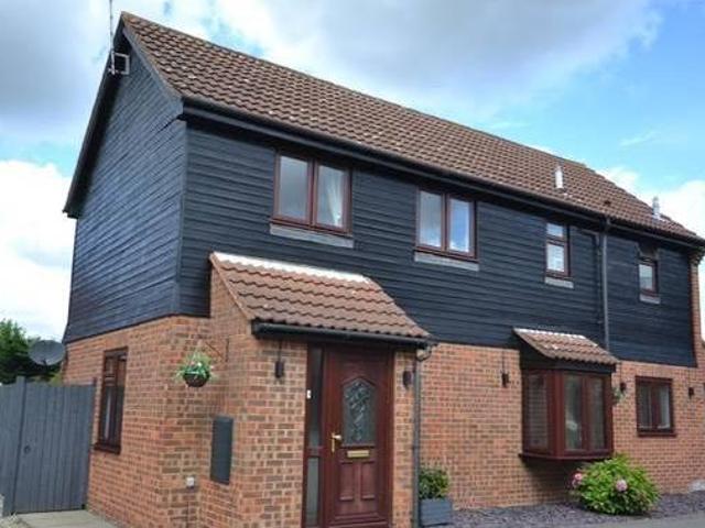 3 bedroom detached house for sale in Long Croft CM22