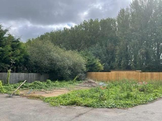 3 Bedroom Detached House For Sale In Long Itchington