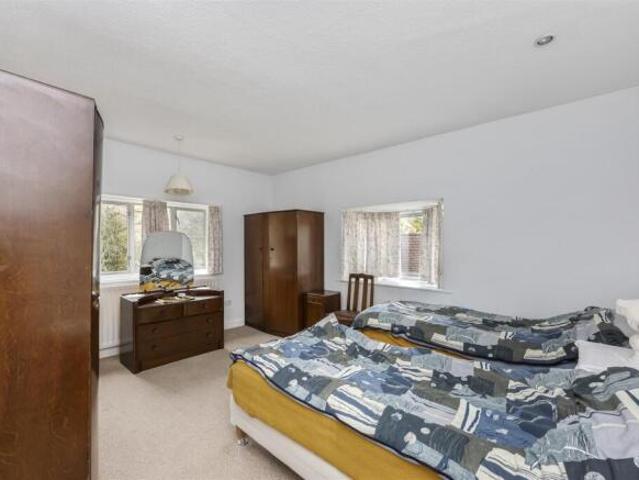 3 bedroom detached house for sale in Old London Road, Patcham Village, Brighton, BN1