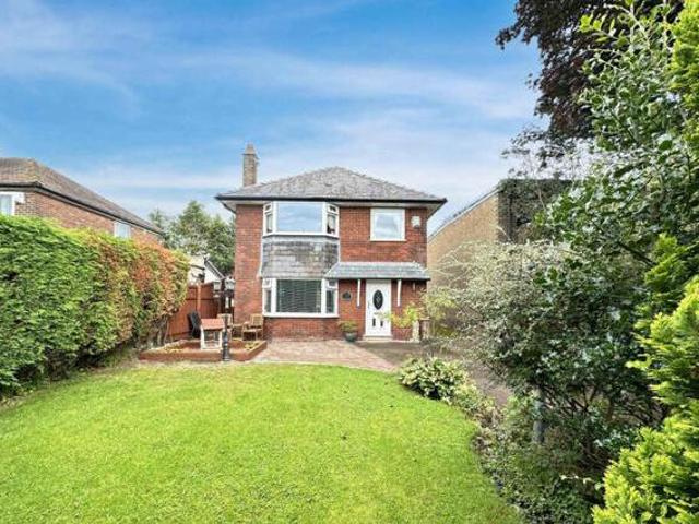 3 Bedroom Detached House For Sale In Lostock Hall