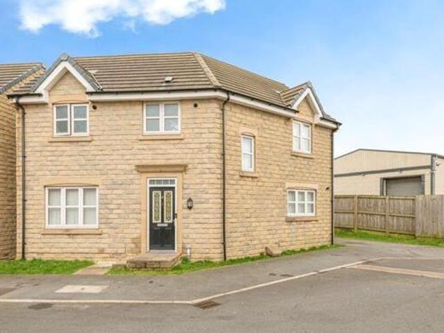 3 Bedroom Detached House For Sale In Laisterdyke