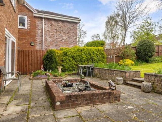 3 bedroom detached house for sale in Lakeside Drive, Lakeside, Cardiff, CF23