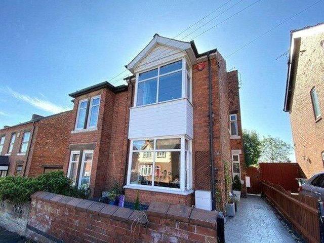 3 Bedroom Detached House For Sale In Langley Mill, Nottingham