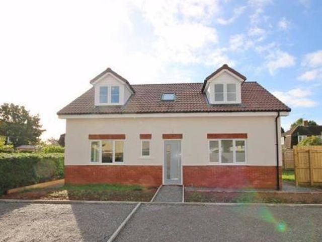 3 bedroom detached house for sale in Larviscombe Court Williton TA4