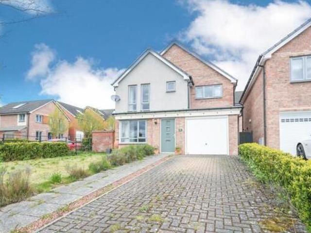 3 Bedroom Detached House For Sale In Leazes Parkway