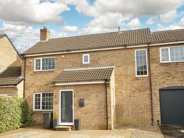 3 Bedroom Detached House For Sale In Leeds