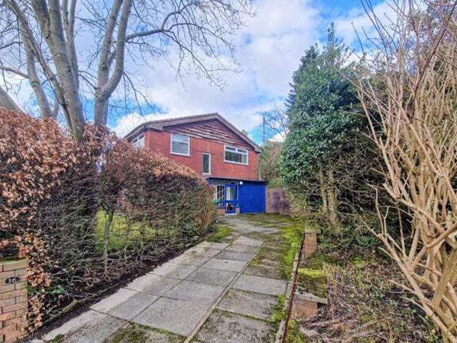 3 Bedroom Detached House For Sale In Lees, Oldham
