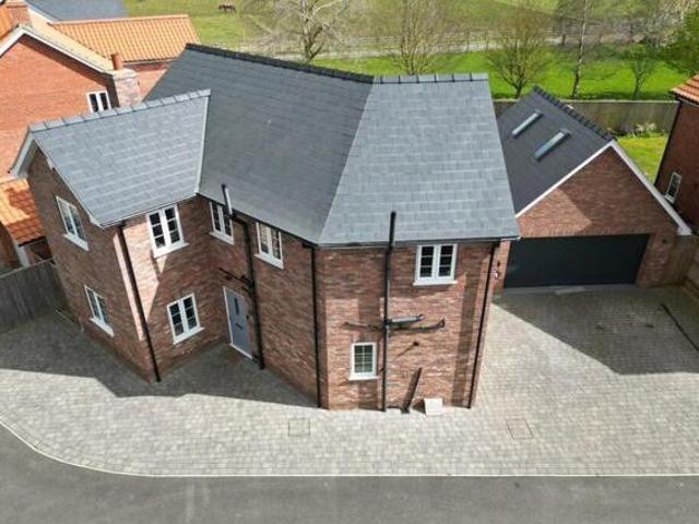 3 Bedroom Detached House For Sale In Legbourne, Louth
