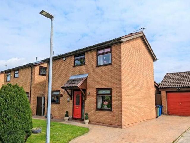 3 Bedroom Detached House For Sale In Leigh, Greater Manchester