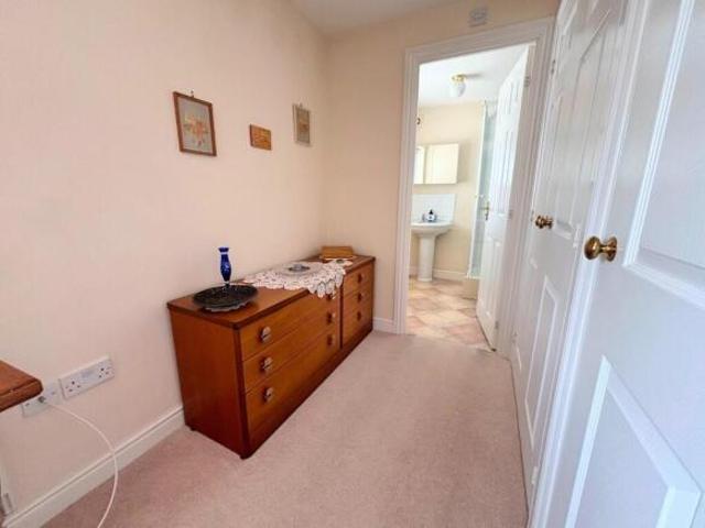3 bedroom detached house for sale in Little Field, Grange Park, Northampton NN4