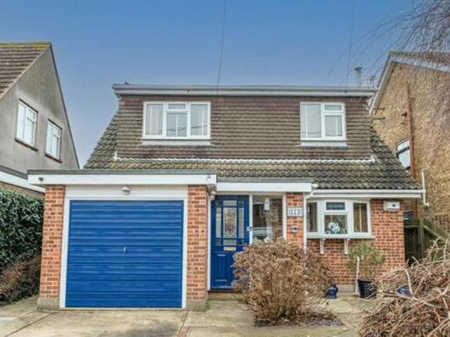 3 Bedroom Detached House For Sale In Little Wakering, Essex