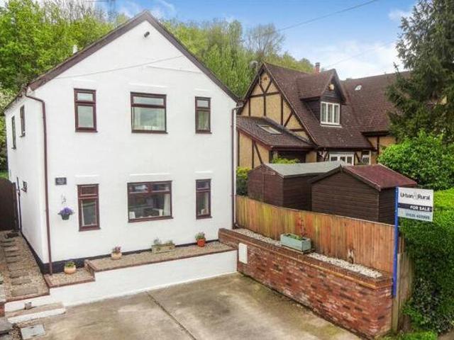 3 Bedroom Detached House For Sale In Lidlington, Bedfordshire