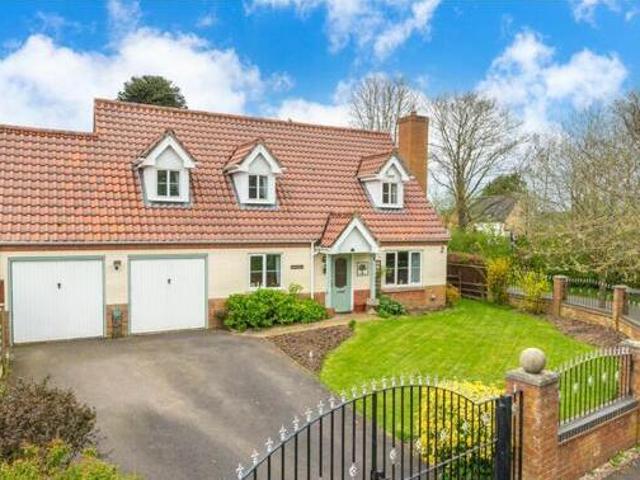 3 Bedroom Detached House For Sale In Lincoln, Lincolnshire