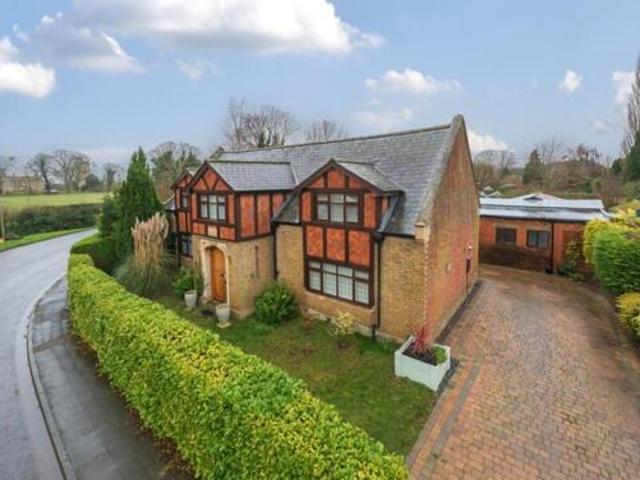 3 Bedroom Detached House For Sale In Lincoln, Lincolnshire