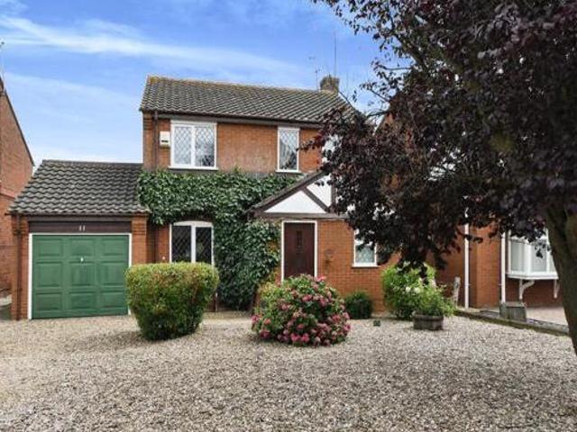 3 Bedroom Detached House For Sale In Lincoln, Lincolnshire