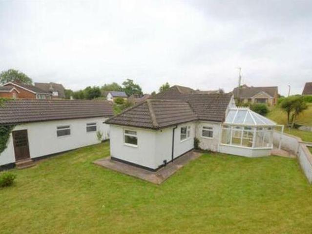 3 Bedroom Detached House For Sale In Lings Lane, Doncaster
