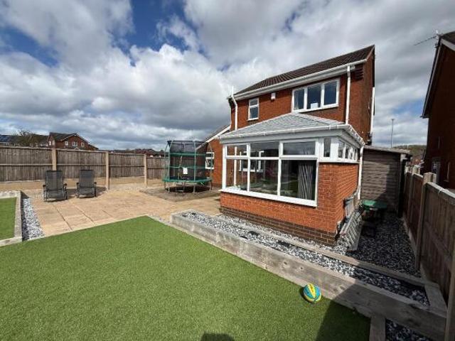3 bedroom detached house for sale in Linnburn Road, Meir Hay, Stoke on Trent, ST3 5RW, ST3