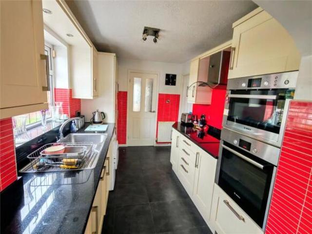 3 bedroom detached house for sale in Lion Close, Nottingham, Nottinghamshire, NG8