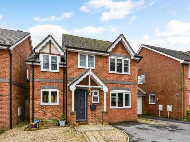 3 Bedroom Detached House For Sale In Liss