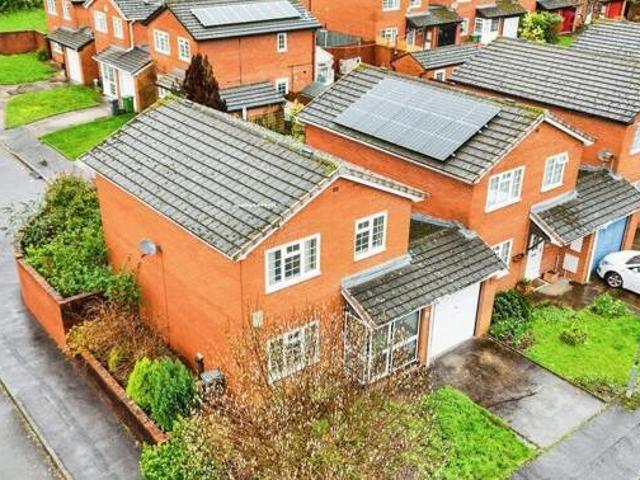 3 Bedroom Detached House For Sale In Llandaff