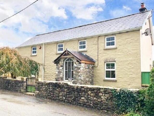 3 Bedroom Detached House For Sale In Llandeilo