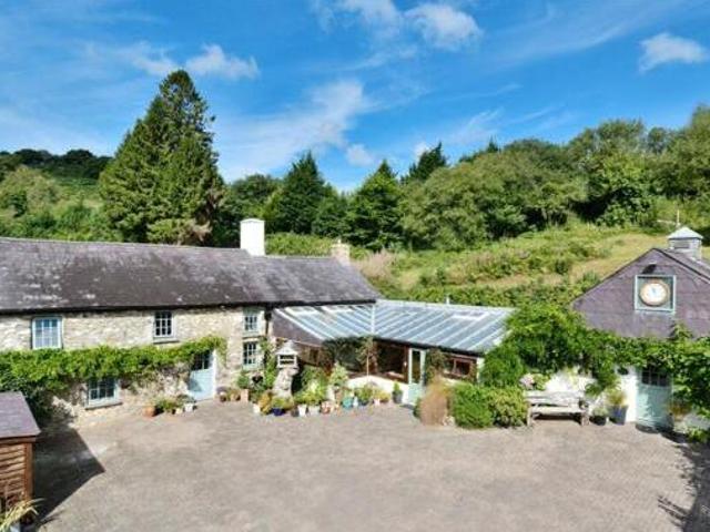 3 Bedroom Detached House For Sale In Llanwrda, Carmarthenshire
