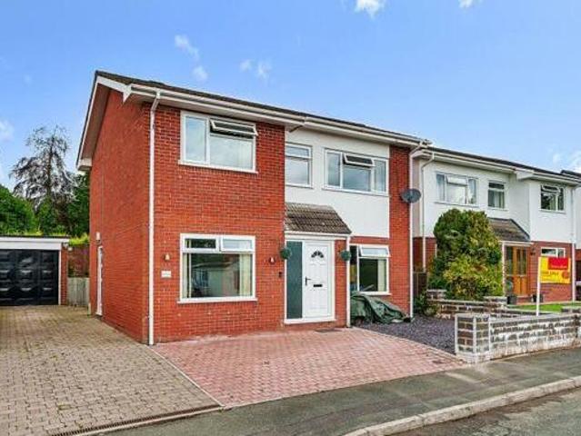 3 Bedroom Detached House For Sale In Llanyre, Llandrindod Wells