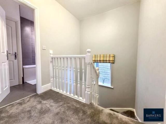 3 bedroom detached house for sale in Lumb Hall Way, Drighlington, BD11
