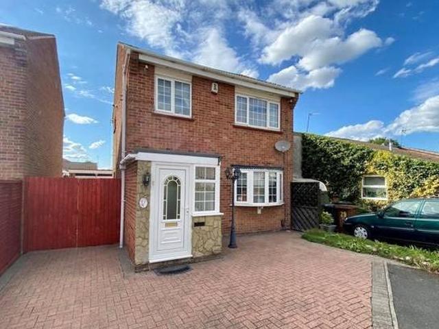 3 bedroom detached house for sale in Lundie Close Stenson Fields Derby DE24