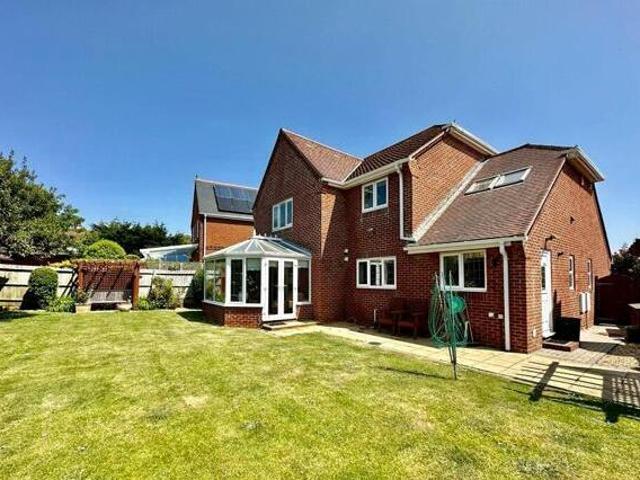 3 Bedroom Detached House For Sale In Lymington, Hampshire