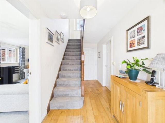 3 bedroom detached house for sale in Lyneham Drive, Quedgeley, Gloucester, Gloucestershire, GL2