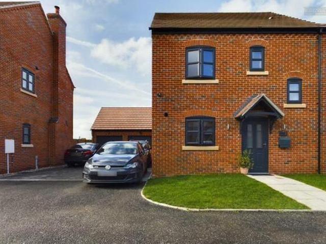 3 Bedroom Detached House For Sale In Moulton Chapel