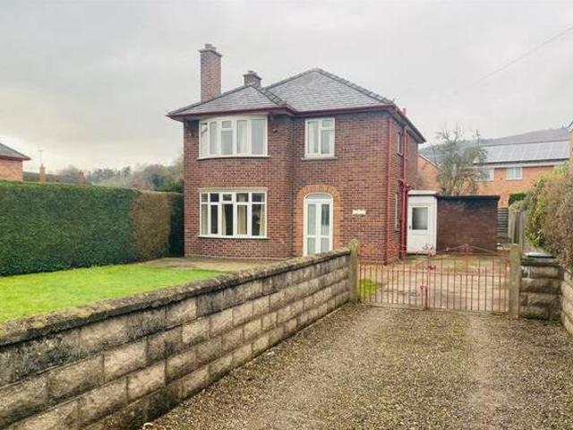 3 bedroom detached house for sale in Mold Road LL12