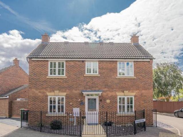 3 Bedroom Detached House For Sale In Monston Park