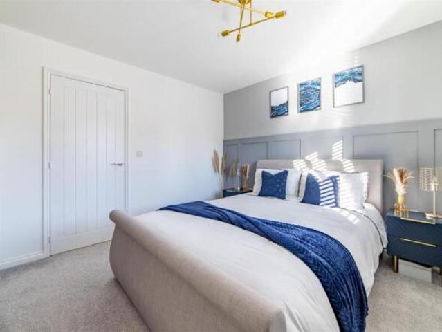 3 bedroom detached house for sale in Mooney Crescent, Callerton, NE5