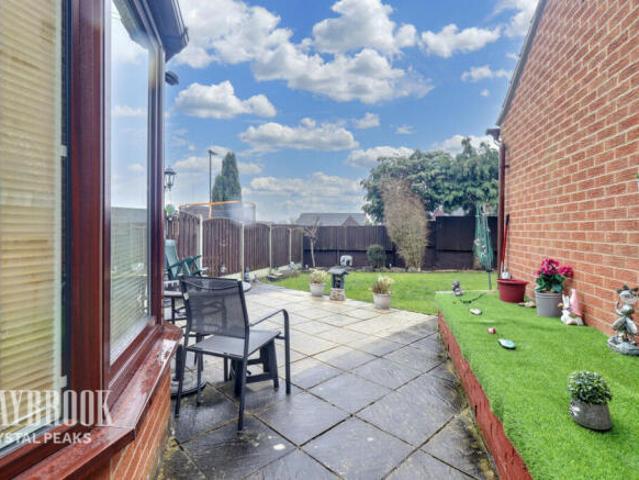 3 bedroom detached house for sale in Moorthorpe Way, Owlthorpe, S20