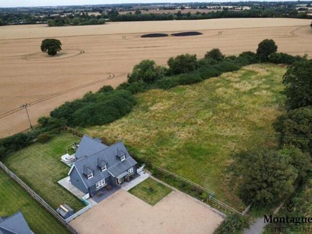 3 Bedroom Detached House For Sale In Moreton