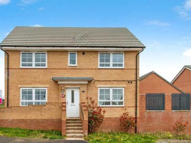3 Bedroom Detached House For Sale In Morley