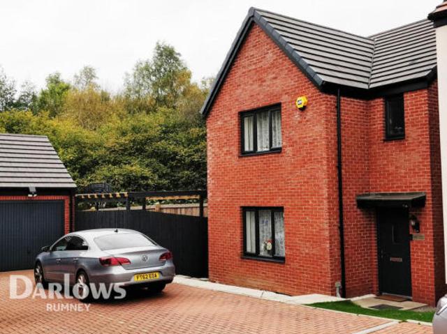 3 bedroom detached house for sale in Mortimer Avenue, Cardiff, CF3