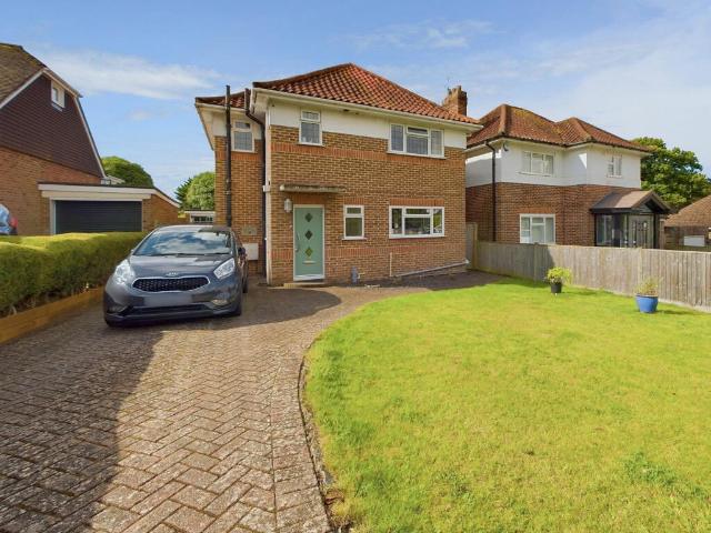 3 bedroom detached house for sale in Mayfield Close, Findon Valley, Worthing BN14 0AG, BN14