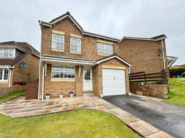 3 Bedroom Detached House For Sale In Maddiston