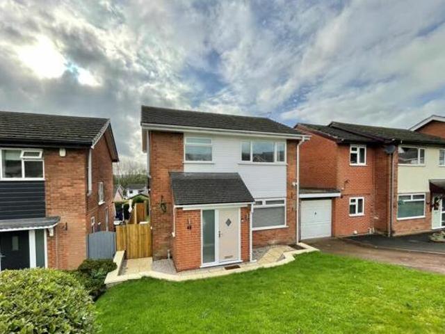 3 Bedroom Detached House For Sale In Madeley Heath