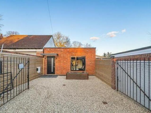 3 Bedroom Detached House For Sale In Maidenhead